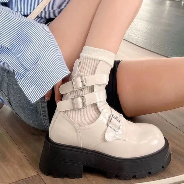 מגפי פלטפורמה LIZ – LaMess